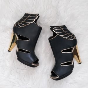 Topshop | Shoes | Top Shop Unique Leather Booties 85 | Poshmark